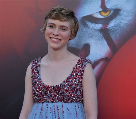 Watch Sophia Lillis Meets A Witch In The Woods In Gretel And Hansel Trailer