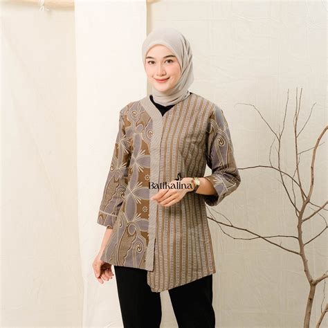 Jual Baju Batik Wanita Modern Atasan Blouse Batik Kerja Kantor Wanita Shopee Indonesia