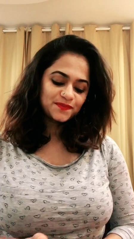 Desi Girl Huge Tits In Grey Tight Tshirt Mp4 Snapshot 00 04 591 — Postimages