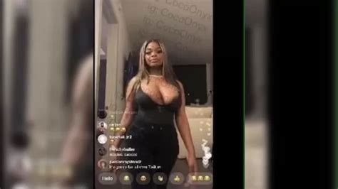 Teaser Wearing Overalls Braless Major Nip Slip And Side Boob Exposed