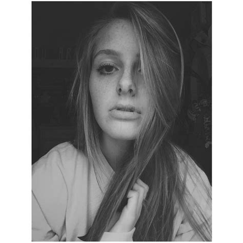 Daddysgirl698 Webcam Model Profile Xhamsterlive