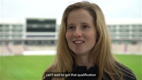 Emily Windsor Reflects On Signing Her First Pro Contract With Southern Vipers Youtube
