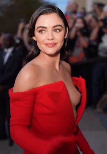 Celebrity Nudeflash Picture 202310originallucyhalebooboops 01a
