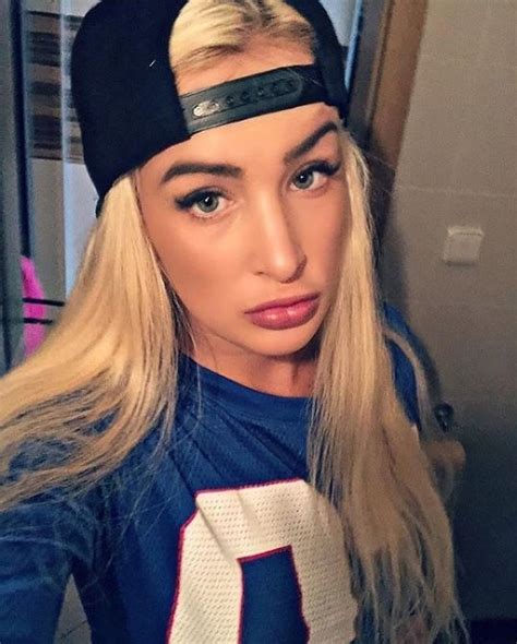 Česká Pornoherečka Sa Obula Do Jasminy A Rytmusa Ty Si Zlatokopka A On ťa Nemiluje Topkysk