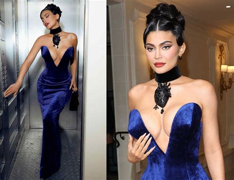Kylie Jenner S Almost Naked Tits In Deep Cleavage 26 Photos The
