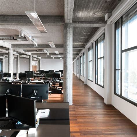 Kaan Architecten Office Rotterdam Minimalist Offices Roundupdezeensq Minimalist Office