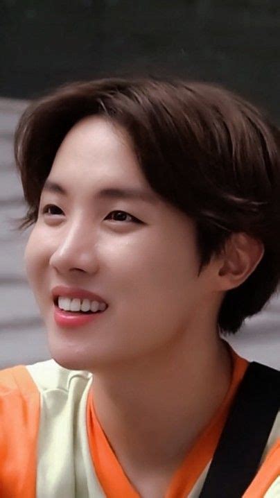 J Hope Selca Bts J Hope Hoseok Bts Jhope Happy Girl Quotes Army Love World Star Run Bts