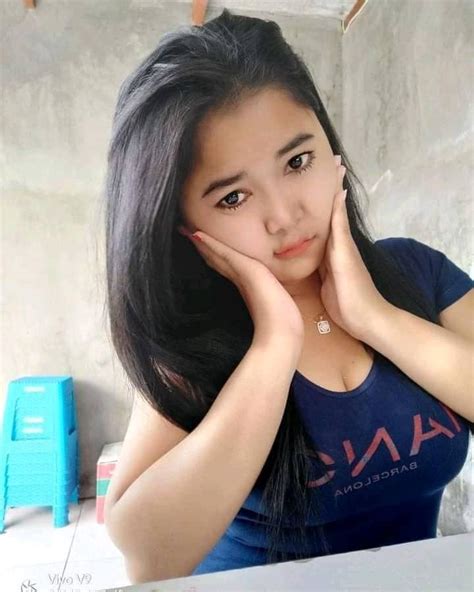 Putri Semok