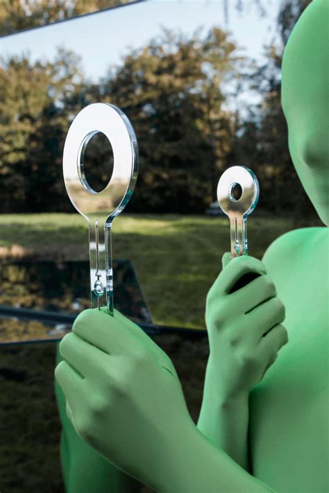 Van Eijk And Van Der Lubbes Mirrored Concept Car Provides Unobstructed Views From Inside