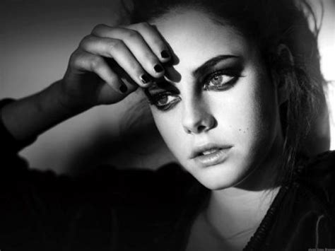 Ohnotheydidnt Kaya Scodelario Effy From Skins Photoshoot On We Heart It Vi Kaya