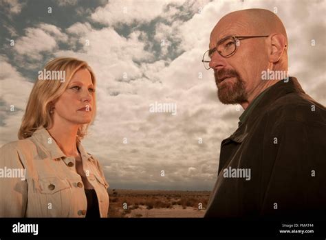 Skyler White Anna Gunn And Walter White Bryan Cranston Breaking