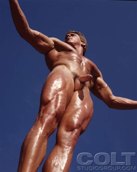 Buzz Corbet Posing Naked By 3X Muscles