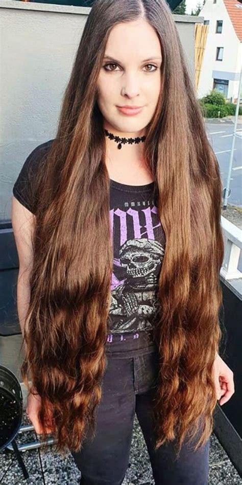 Thinking About Chopping The Hair So People Can See The Design On This Sweet Shirt” Curls For