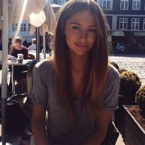 A Few Gorgeous Girls Will Make Your Day So Much Better 44 Pics 2 S