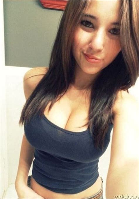 Teen große brüste bikini Blog Brain
