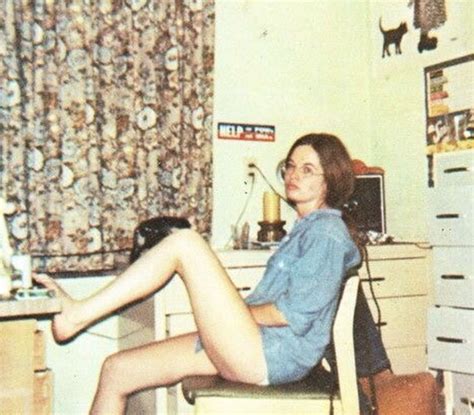 Pin By Ava Mosier On Ladies Retro Aesthetic Vintage Photography Vintage