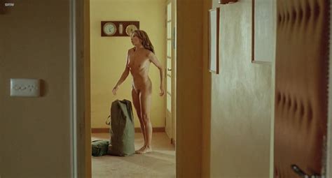 Victoria Abril Nue Dans Gazon Maudit