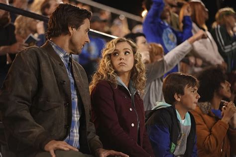 Tv Show Stargirl Courtney Whitmore Luke Wilson Pat Dugan Brec