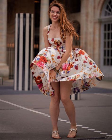 Ometimes I Feel Like Marilyn Monroe 💋 38a Pretty Skirts Windy Skirts Dress