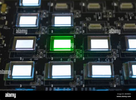 Processus De V Rification De Plusieurs Crans Oled Sur La Station De