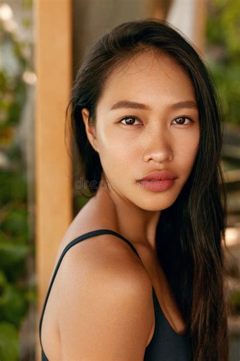 Portrait Of Beautiful Asian Woman With Natural Beauty Face Stock Image Image Of Hair Face