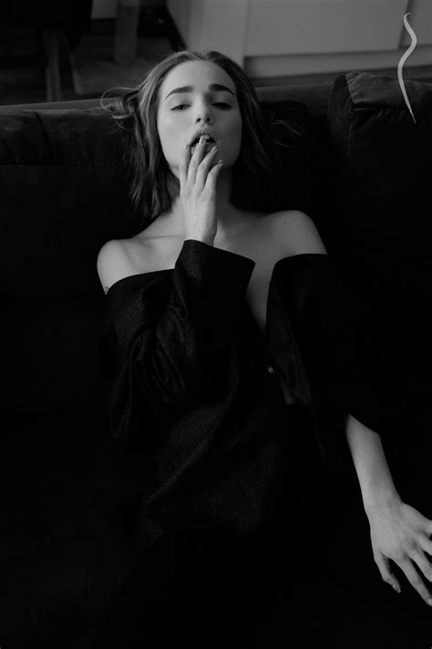 Mila Azul Model Brunette Looking At Viewer Green Eyes Women My Xxx Hot Girl