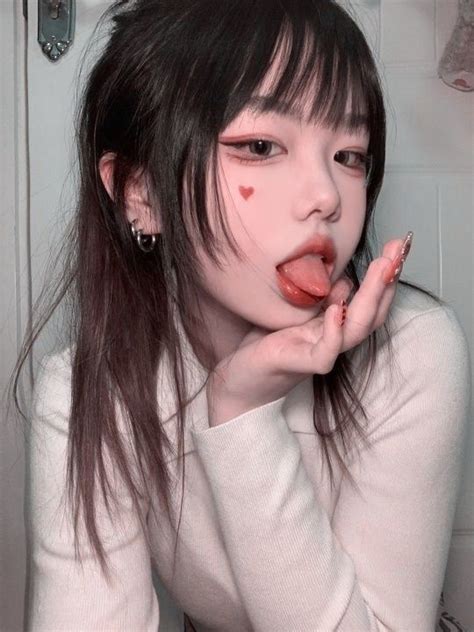 Girl Tongue Japonese Girl Korean Girl Fashion Grunge Girl Photography