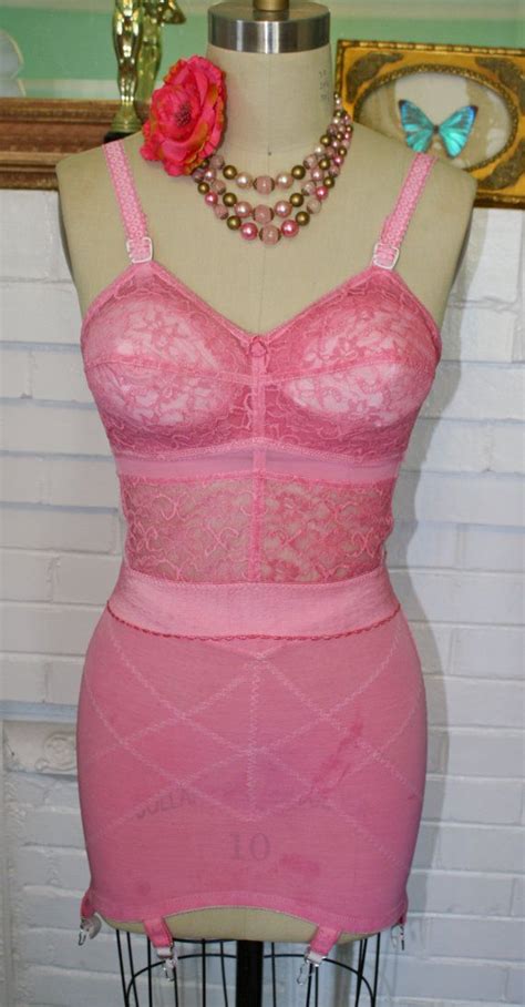 Pin On Sexy Vintage