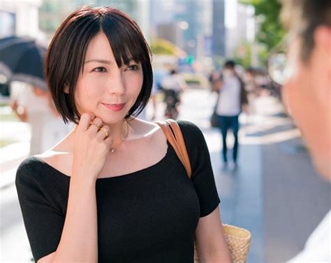 47歳人妻に中出しこんなおばさんでいいの街角ナンパしてSEXしませんか欲求不満奥様達は断れない エッチ動画〇〇してみたら
