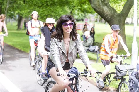 World Naked Bike Ride Edinburgh 2017 Chris Radley Photography