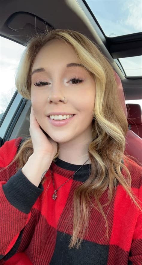 Its My Favorite Day Of The Week So Heres A Pretty Selfie Of Me F28 Rselfie