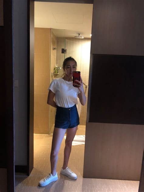 美 乐小姐 on Twitter 昨天出门前还挺精神的到了玛雅湾老公撇开一群游客带我到一处僻静地方让我摆姿势拍照我竭尽全力类似网红