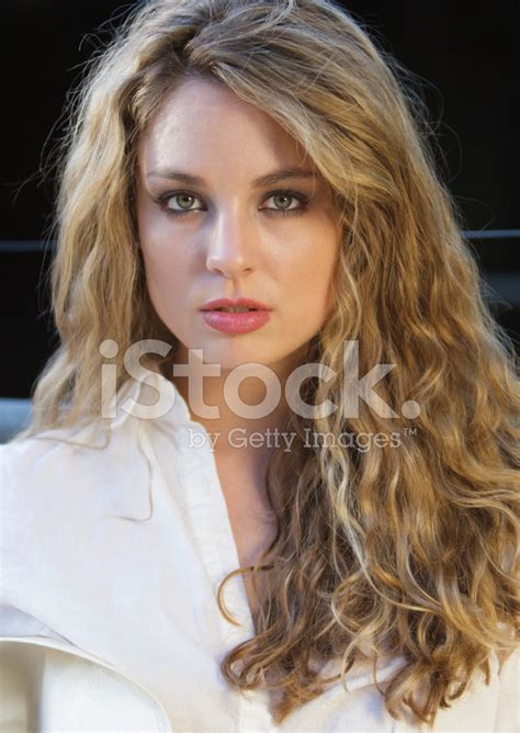 Güzel Sarışın Kadın Headshot Stok Fotoğraf Freeimages