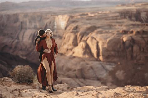 A Couple S Sexy Canyon Photo Shoot Popsugar Love Sex Photo