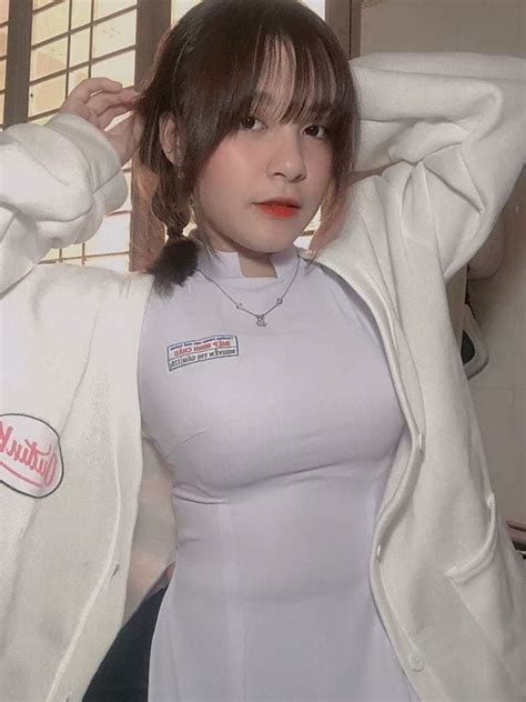 Clip Diễm Quỳnh 2003 Thủ Dâm Hot Nhất Hiện Nay