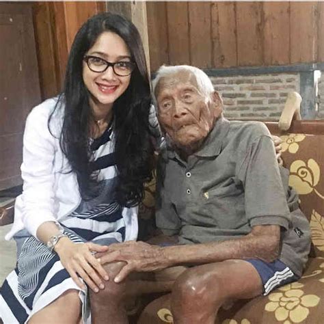 Homem Mais Velho Do Mundo Comemora 146 Anos