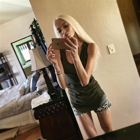 Alena Shishkova Thigh Gap The Smoke Platinum Blonde Mom Style Style Board Supermodels
