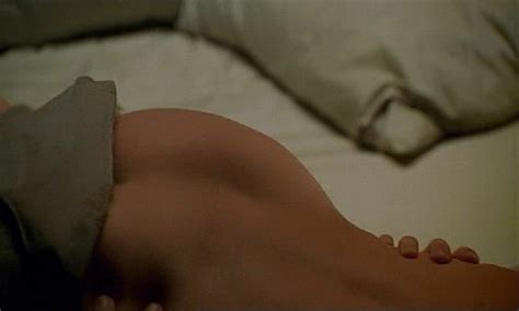 Naked Ellen Degeneres In If These Walls Could Talk 2