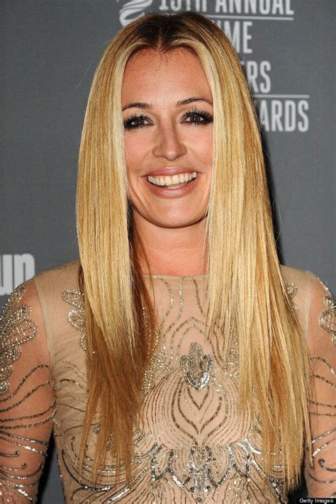 Cat Deeley Is Perfect In Nude At Costume Designers Guild Awards Huffpost Uk Style
