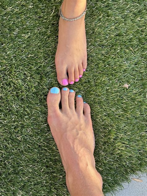 Cami Strella On Twitter Who Wants To Suck Me Thelevliebens Toes 😏 V8vqipzvt3